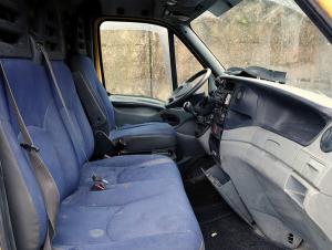 Yellow Iveco Daily 2008 in Tallinn, with an engine capacity of 3.00 L and mileage of 236 thousand km for 1599 €, photo 7 on AUTOMOTO.COM.LV