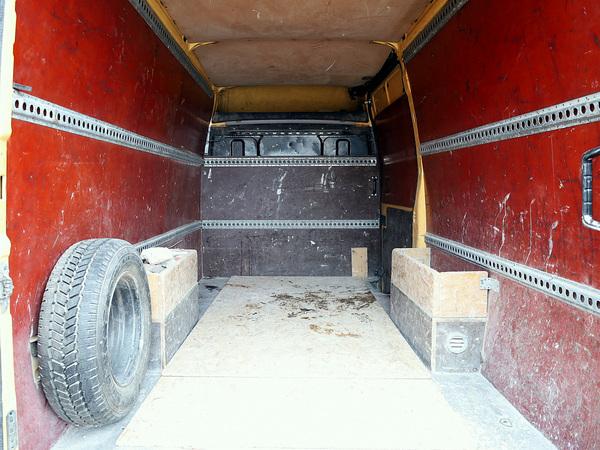 Dzeltens Iveco Daily 2008 Tallina, ar dzinēja tilpumu 3.00 L un nobraukumu 236 tūkst. km par 1599 €, foto 9 vietnē AUTOMOTO.COM.LV