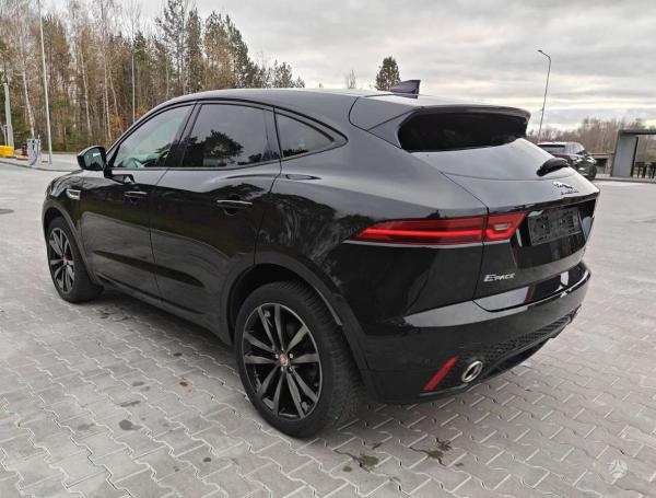 Melns Jaguar E-Pace 2018 Kauņa, ar dzinēja tilpumu 2.00 L un nobraukumu 161 tūkst. km par 14500 €, foto 6 vietnē AUTOMOTO.COM.LV