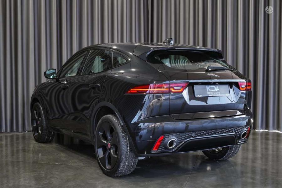 Black Jaguar E-Pace 2018 in Marijampole, with an engine capacity of 2.00 L and mileage of 162 thousand km for 14250 €, photo 7 on AUTOMOTO.COM.LV
