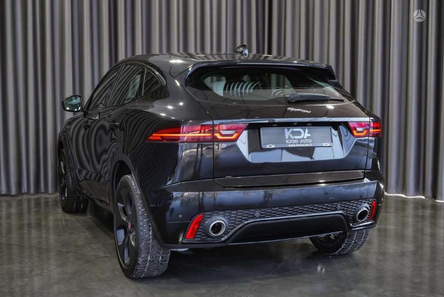 Black Jaguar E-Pace 2018 in Marijampole, with an engine capacity of 2.00 L and mileage of 162 thousand km for 14250 €, photo 8 on AUTOMOTO.COM.LV