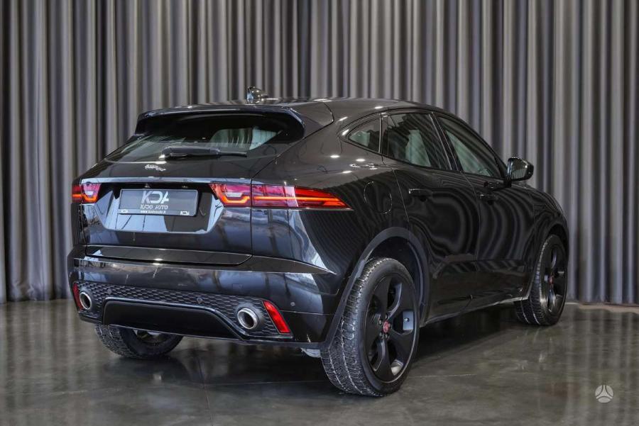 Black Jaguar E-Pace 2018 in Marijampole, with an engine capacity of 2.00 L and mileage of 162 thousand km for 14250 €, photo 11 on AUTOMOTO.COM.LV