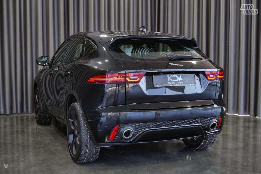 Black Jaguar E-Pace 2018 in Marijampole, with an engine capacity of 2.00 L and mileage of 162 thousand km for 14250 €, photo 8 on AUTOMOTO.COM.LV