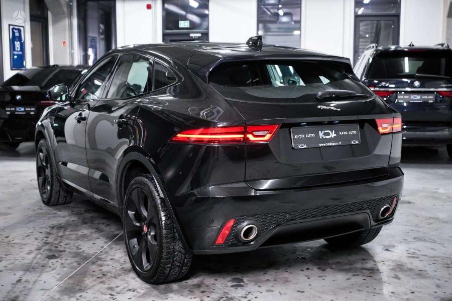 Melns Jaguar E-Pace 2018 Kauņa, ar dzinēja tilpumu 2.00 L un nobraukumu 162 tūkst. km par 14250 €, foto 8 vietnē AUTOMOTO.COM.LV