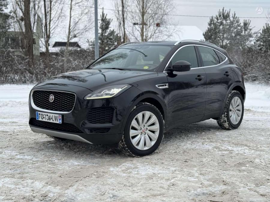Black Jaguar E-Pace 2018 in Taurage, with an engine capacity of 2.00 L and mileage of 163 thousand km for 14800 €, photo 2 on AUTOMOTO.COM.LV