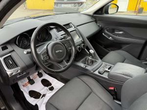 Black Jaguar E-Pace 2018 in Kaunas, with an engine capacity of 2.00 L and mileage of 300 thousand km for 9900 €, photo 6 on AUTOMOTO.COM.LV