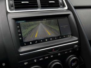 Black Jaguar E-Pace 2018 in Taurage, with an engine capacity of 2.00 L and mileage of 176 thousand km for 12900 €, photo 27 on AUTOMOTO.COM.LV