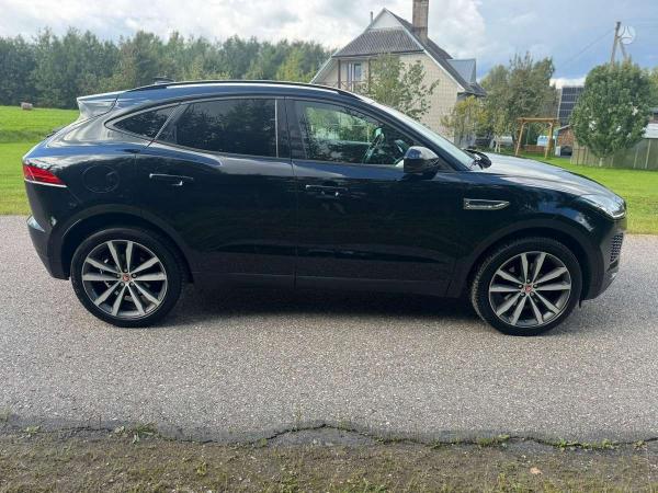 Jaguar E-Pace 2018 Utena vietnē Melns Jaguar E-Pace 2018 Utena, ar dzinēja tilpumu 2.00 L un nobraukumu 153 tūkst. km par 11500 €, foto 6 vietnē AUTOMOTO.COM.LV