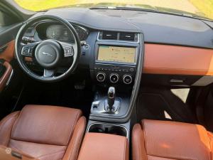 Melns Jaguar E-Pace 2018 Utena, ar dzinēja tilpumu 2.00 L un nobraukumu 153 tūkst. km par 11500 €, foto 10 vietnē AUTOMOTO.COM.LV