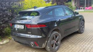 Melns Jaguar E-Pace 2018 Rīga, ar dzinēja tilpumu 2.00 L un nobraukumu 117 tūkst. km par 10000 €, foto 3 vietnē AUTOMOTO.COM.LV
