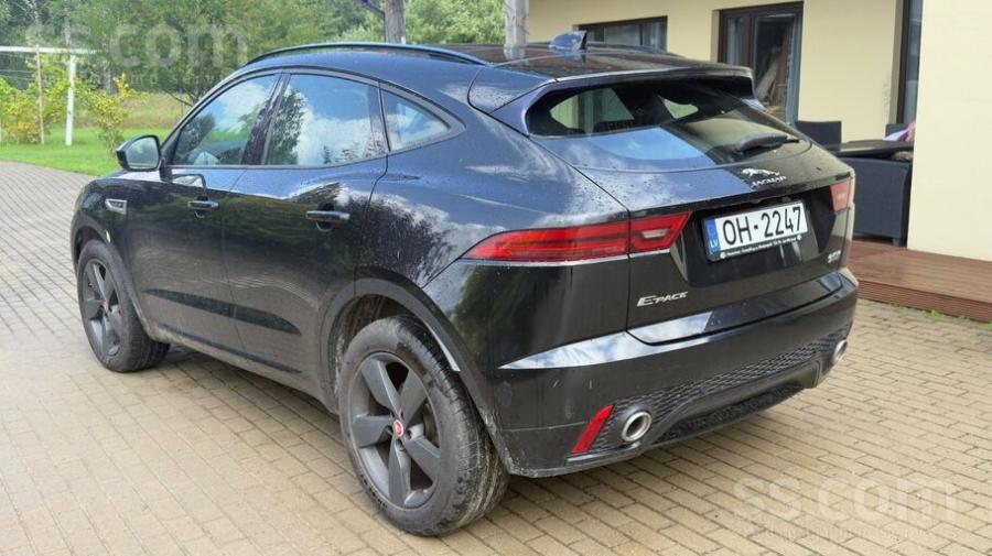 Melns Jaguar E-Pace 2018 Rīga, ar dzinēja tilpumu 2.00 L un nobraukumu 117 tūkst. km par 10000 €, foto 4 vietnē AUTOMOTO.COM.LV