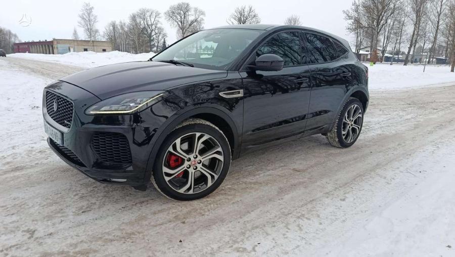 Melns Jaguar E-Pace 2019 Tauragė, ar dzinēja tilpumu 2.00 L un nobraukumu 130 tūkst. km par 15500 €, foto 2 vietnē AUTOMOTO.COM.LV