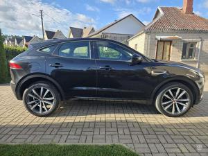 Black Jaguar E-Pace 2019 in Ukmerge, with an engine capacity of 2.00 L and mileage of 167 thousand km for 8950 €, photo 4 on AUTOMOTO.COM.LV