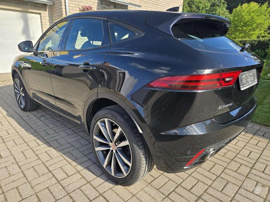 Black Jaguar E-Pace 2019 in Ukmerge, with an engine capacity of 2.00 L and mileage of 167 thousand km for 8950 €, photo 7 on AUTOMOTO.COM.LV