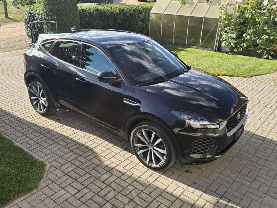 Black Jaguar E-Pace 2019 in Ukmerge, with an engine capacity of 2.00 L and mileage of 167 thousand km for 8950 €, photo 10 on AUTOMOTO.COM.LV
