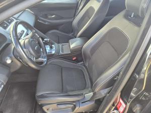 Black Jaguar E-Pace 2019 in Ukmerge, with an engine capacity of 2.00 L and mileage of 167 thousand km for 8950 €, photo 12 on AUTOMOTO.COM.LV
