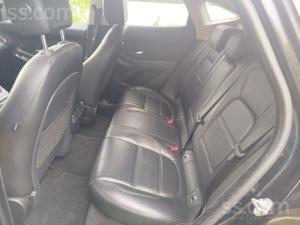 Black Jaguar E-Pace 2019 in Riga, with an engine capacity of 2.00 L and mileage of 209 thousand km for 9900 €, photo 13 on AUTOMOTO.COM.LV