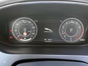 Black Jaguar E-Pace 2019 in Vilnius, with an engine capacity of 2.00 L and mileage of 52 thousand km for 17000 €, photo 11 on AUTOMOTO.COM.LV