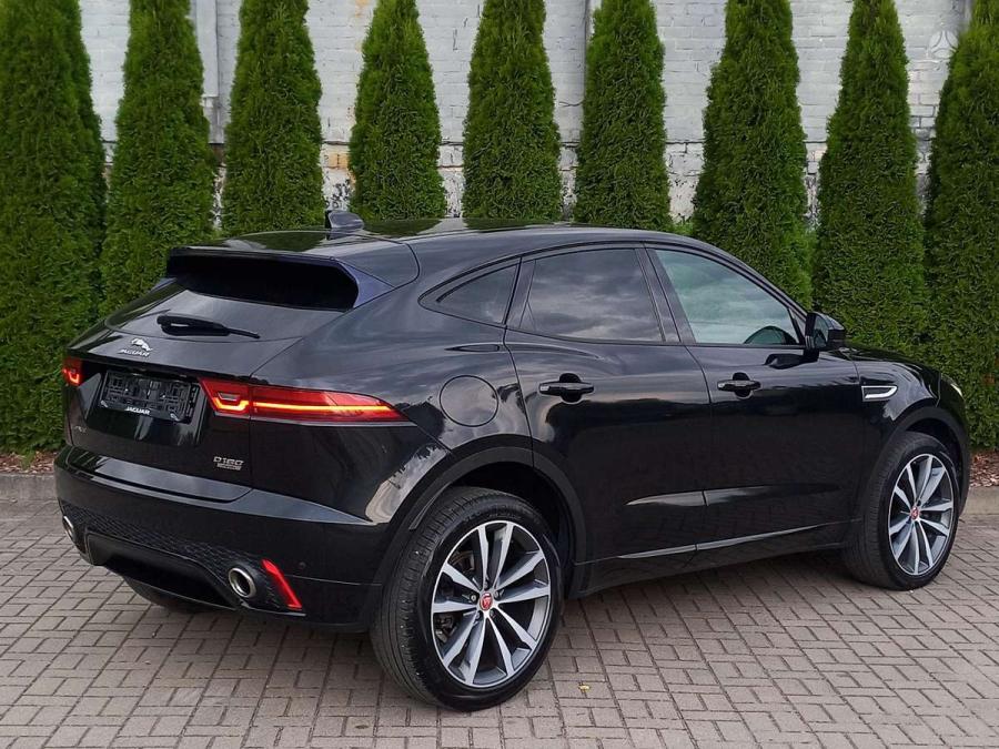 Черный Ягуар E-Pace 2019 в Шяуляй, объемом двигателя 2.00 л и пробегом 167 тыс. км за 12950 €, фото 3 на AUTOMOTO.COM.LV