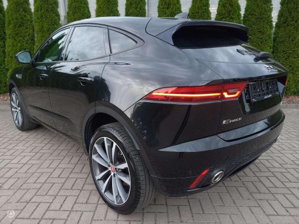 Jaguar E-Pace 2019 in Siauliai on AUTOMOTO.COM.LV Black Jaguar E-Pace 2019 in Siauliai, with an engine capacity of 2.00 L and mileage of 167 thousand km for 12950 €, photo 7 on AUTOMOTO.COM.LV