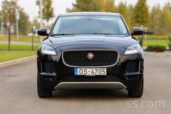 Melns Jaguar E-Pace 2019 Jelgava, ar dzinēja tilpumu 2.00 L un nobraukumu 193 tūkst. km par 13750 €, foto 3 vietnē AUTOMOTO.COM.LV