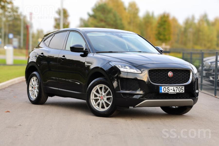 Black Jaguar E-Pace 2019 in Jelgava, with an engine capacity of 2.00 L and mileage of 193 thousand km for 13750 €, photo 4 on AUTOMOTO.COM.LV
