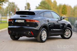 Black Jaguar E-Pace 2019 in Jelgava, with an engine capacity of 2.00 L and mileage of 193 thousand km for 13750 €, photo 6 on AUTOMOTO.COM.LV