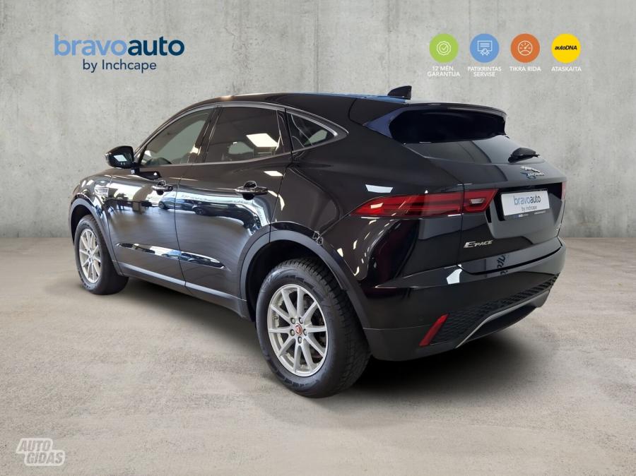 Черный Ягуар E-Pace 2019 в Вильнюс, объемом двигателя 2.00 л и пробегом 34 тыс. км за 16000 €, фото 4 на AUTOMOTO.COM.LV