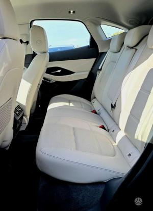 Black Jaguar E-Pace 2019 in Taurage, with an engine capacity of 2.00 L and mileage of 54 thousand km for 13400 €, photo 31 on AUTOMOTO.COM.LV
