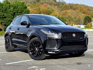 Черный Ягуар E-Pace 2020 в Таураге, объемом двигателя 2.00 л и пробегом 166 тыс. км за 13000 €, фото 3 на AUTOMOTO.COM.LV