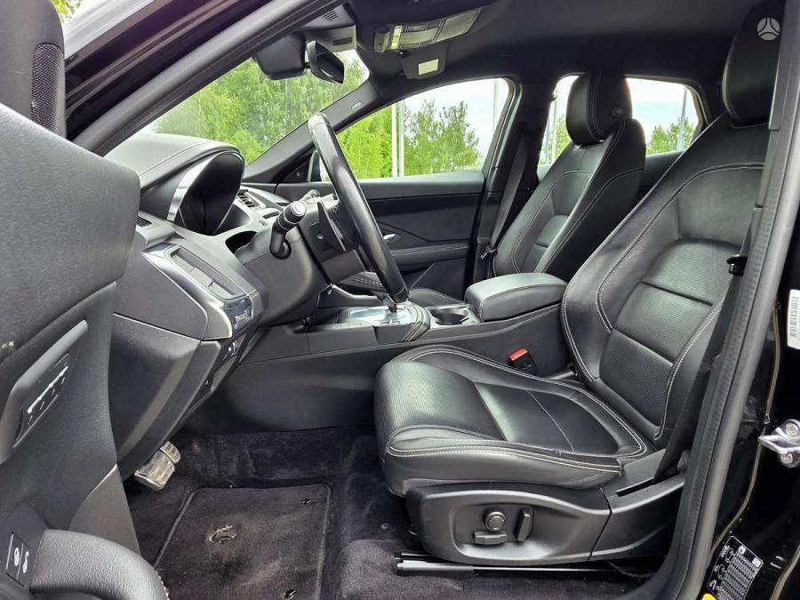 Melns Jaguar E-Pace 2020 Tauragė, ar dzinēja tilpumu 2.00 L un nobraukumu 160 tūkst. km par 13800 €, foto 10 vietnē AUTOMOTO.COM.LV
