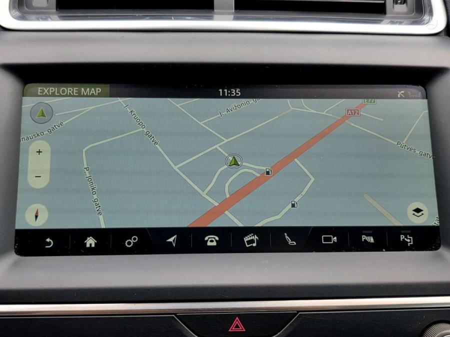 Melns Jaguar E-Pace 2020 Tauragė, ar dzinēja tilpumu 2.00 L un nobraukumu 160 tūkst. km par 13800 €, foto 22 vietnē AUTOMOTO.COM.LV