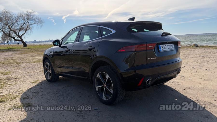 Черный Ягуар E-Pace 2021 в Таллин, объемом двигателя 2.00 л и пробегом 79 тыс. км за 31900 €, фото 3 на AUTOMOTO.COM.LV