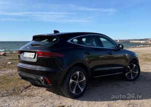 Черный Ягуар E-Pace 2021 в Таллин, объемом двигателя 2.00 л и пробегом 79 тыс. км за 31900 €, фото 5 на AUTOMOTO.COM.LV