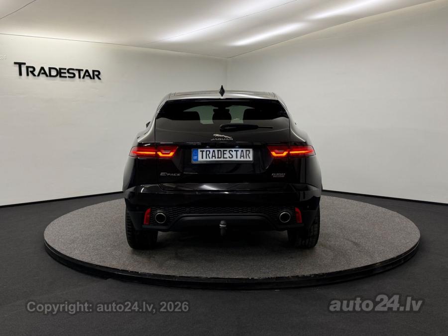 Melns Jaguar E-Pace 2019 Pērnava, ar dzinēja tilpumu 2.00 L un nobraukumu 155 tūkst. km par 19990 €, foto 7 vietnē AUTOMOTO.COM.LV