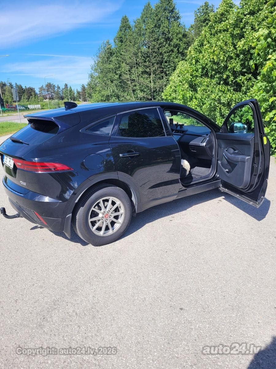 Melns Jaguar E-Pace 2019 Tallina, ar dzinēja tilpumu 2.00 L un nobraukumu 128 tūkst. km par 18500 €, foto 11 vietnē AUTOMOTO.COM.LV
