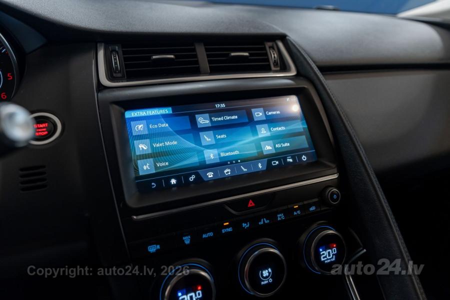 Melns Jaguar E-Pace 2019 Tallina, ar dzinēja tilpumu 2.00 L un nobraukumu 133 tūkst. km par 16990 €, foto 12 vietnē AUTOMOTO.COM.LV