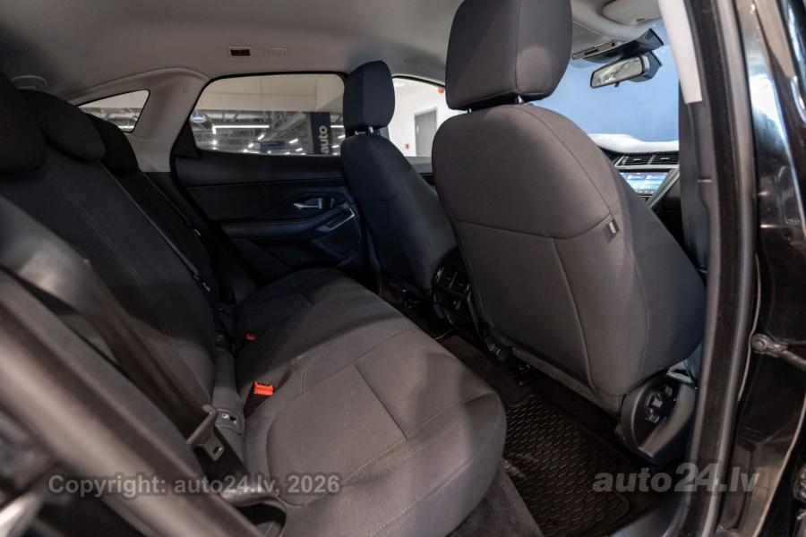 Melns Jaguar E-Pace 2019 Tallina, ar dzinēja tilpumu 2.00 L un nobraukumu 133 tūkst. km par 16990 €, foto 17 vietnē AUTOMOTO.COM.LV