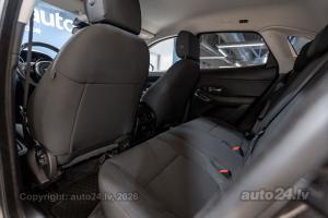 Melns Jaguar E-Pace 2019 Tallina, ar dzinēja tilpumu 2.00 L un nobraukumu 133 tūkst. km par 16990 €, foto 18 vietnē AUTOMOTO.COM.LV