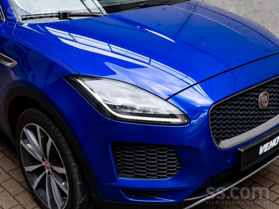 Синий Ягуар E-Pace 2018 в Рига, объемом двигателя 2.00 л и пробегом 105 тыс. км за 14900 €, фото 4 на AUTOMOTO.COM.LV