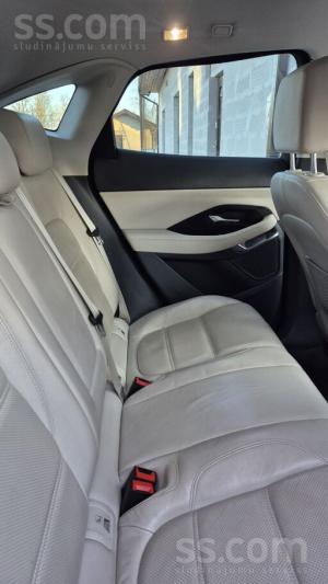 Blue Jaguar E-Pace 2018 in Riga, with an engine capacity of 2.00 L and mileage of 104 thousand km for 18500 €, photo 7 on AUTOMOTO.COM.LV
