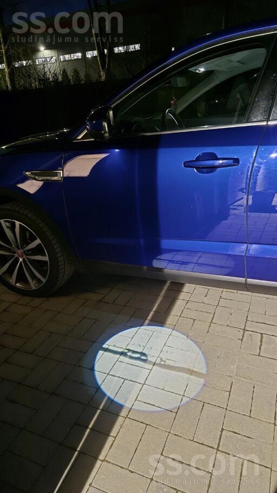 Blue Jaguar E-Pace 2018 in Riga, with an engine capacity of 2.00 L and mileage of 104 thousand km for 18500 €, photo 11 on AUTOMOTO.COM.LV