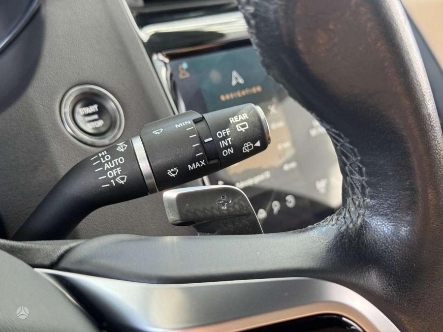 Blue Jaguar E-Pace 2022 in Siauliai, with an engine capacity of 2.00 L and mileage of 81 thousand km for 28900 €, photo 20 on AUTOMOTO.COM.LV