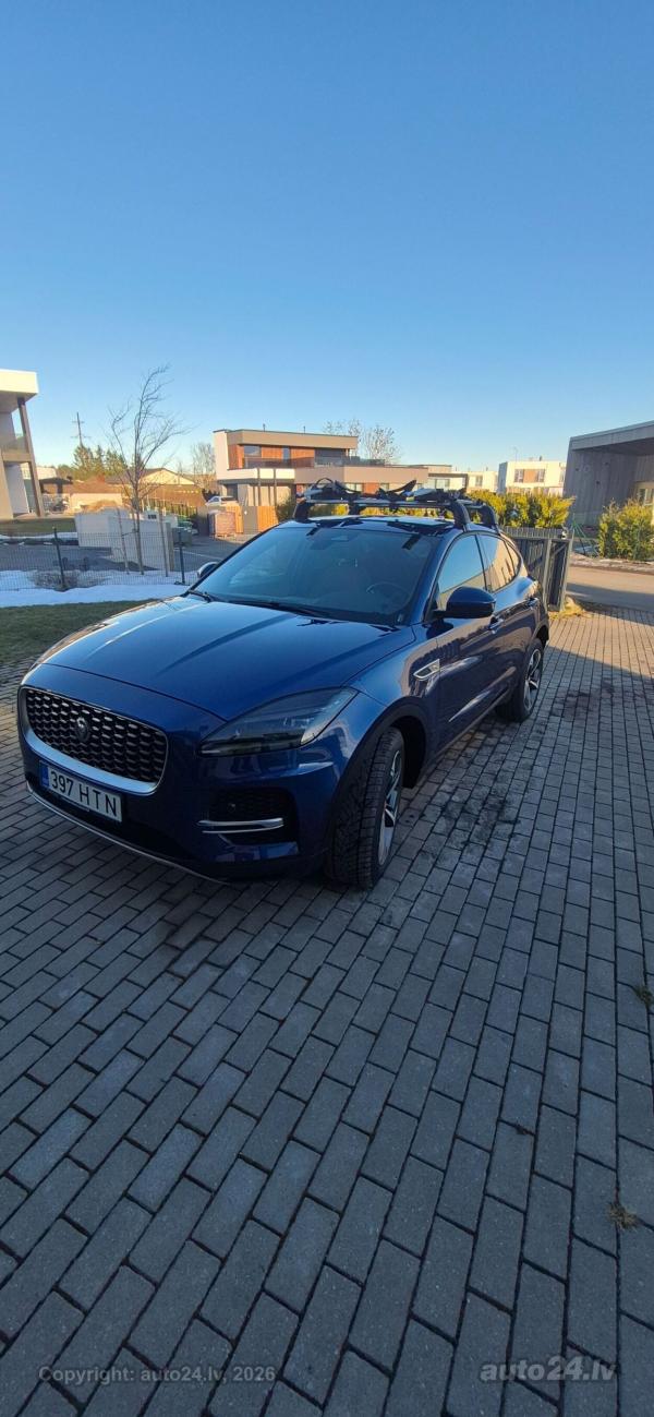Blue Jaguar E-Pace 2023 in Tallinn, with an engine capacity of 2.00 L and mileage of 47 thousand km for 39700 €, photo 5 on AUTOMOTO.COM.LV