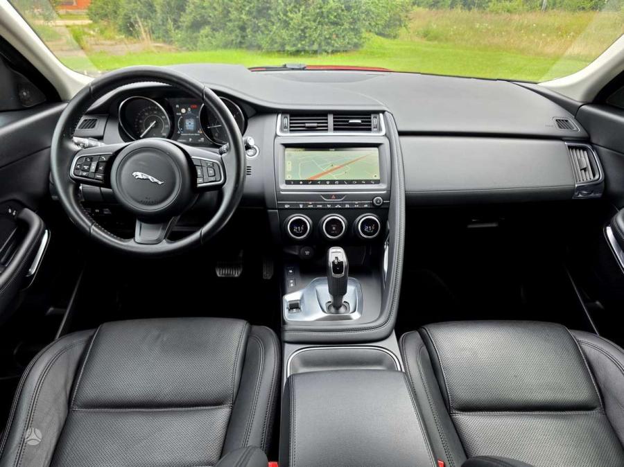Jaguar E-Pace 2018 in Taurage, with an engine capacity of 2.00 L and mileage of 139 thousand km for 12900 €, photo 12 on AUTOMOTO.COM.LV