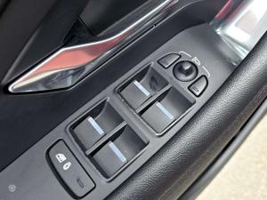 Jaguar E-Pace 2018 in Taurage, with an engine capacity of 2.00 L and mileage of 139 thousand km for 12900 €, photo 40 on AUTOMOTO.COM.LV