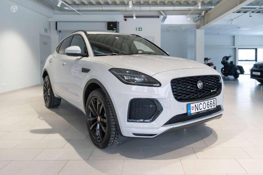 Ягуар E-Pace 2023 в Шяуляй, объемом двигателя 2.00 л и пробегом 32 тыс. км за 34900 €, фото 2 на AUTOMOTO.COM.LV