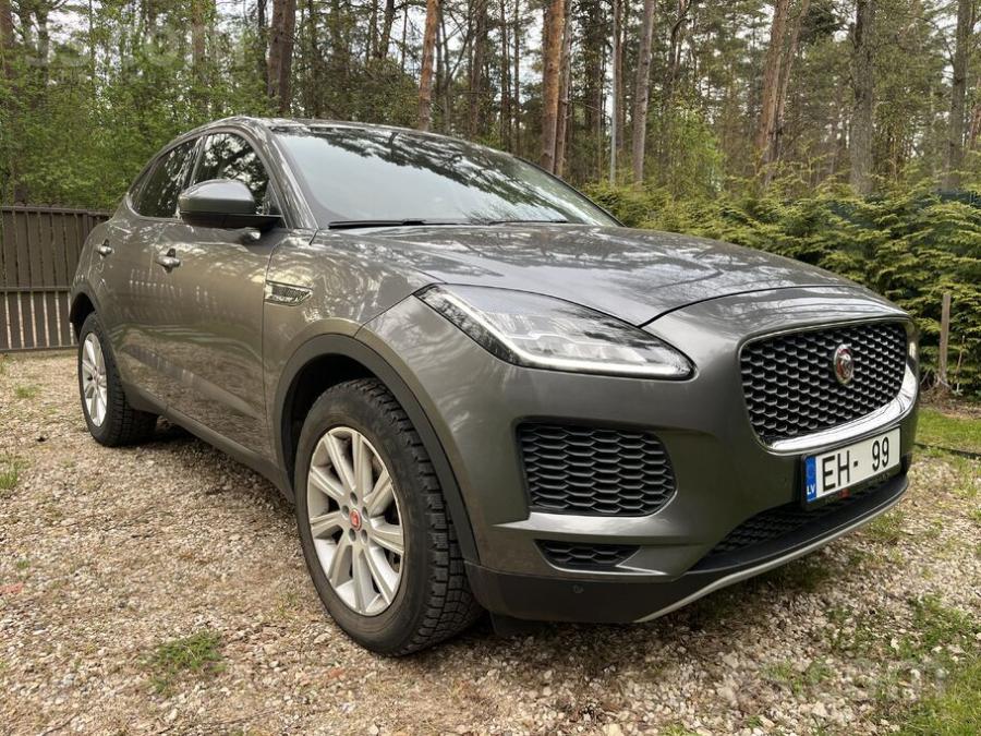 Серый Ягуар E-Pace 2018 в Рига, объемом двигателя 2.00 л и пробегом 173 тыс. км за 14590 €, фото 1 на AUTOMOTO.COM.LV