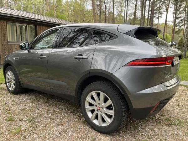Grey Jaguar E-Pace 2018 in Riga, with an engine capacity of 2.00 L and mileage of 173 thousand km for 14590 €, photo 2 on AUTOMOTO.COM.LV