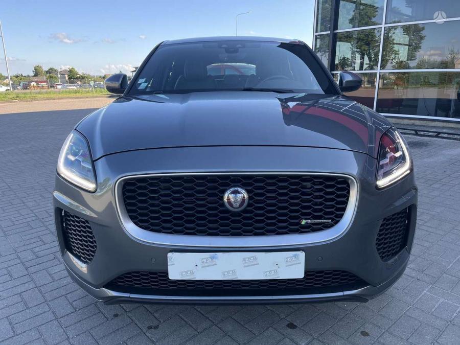 Pelēks Jaguar E-Pace 2018 Tauragė, ar dzinēja tilpumu 2.00 L un nobraukumu 123 tūkst. km par 11800 €, foto 8 vietnē AUTOMOTO.COM.LV